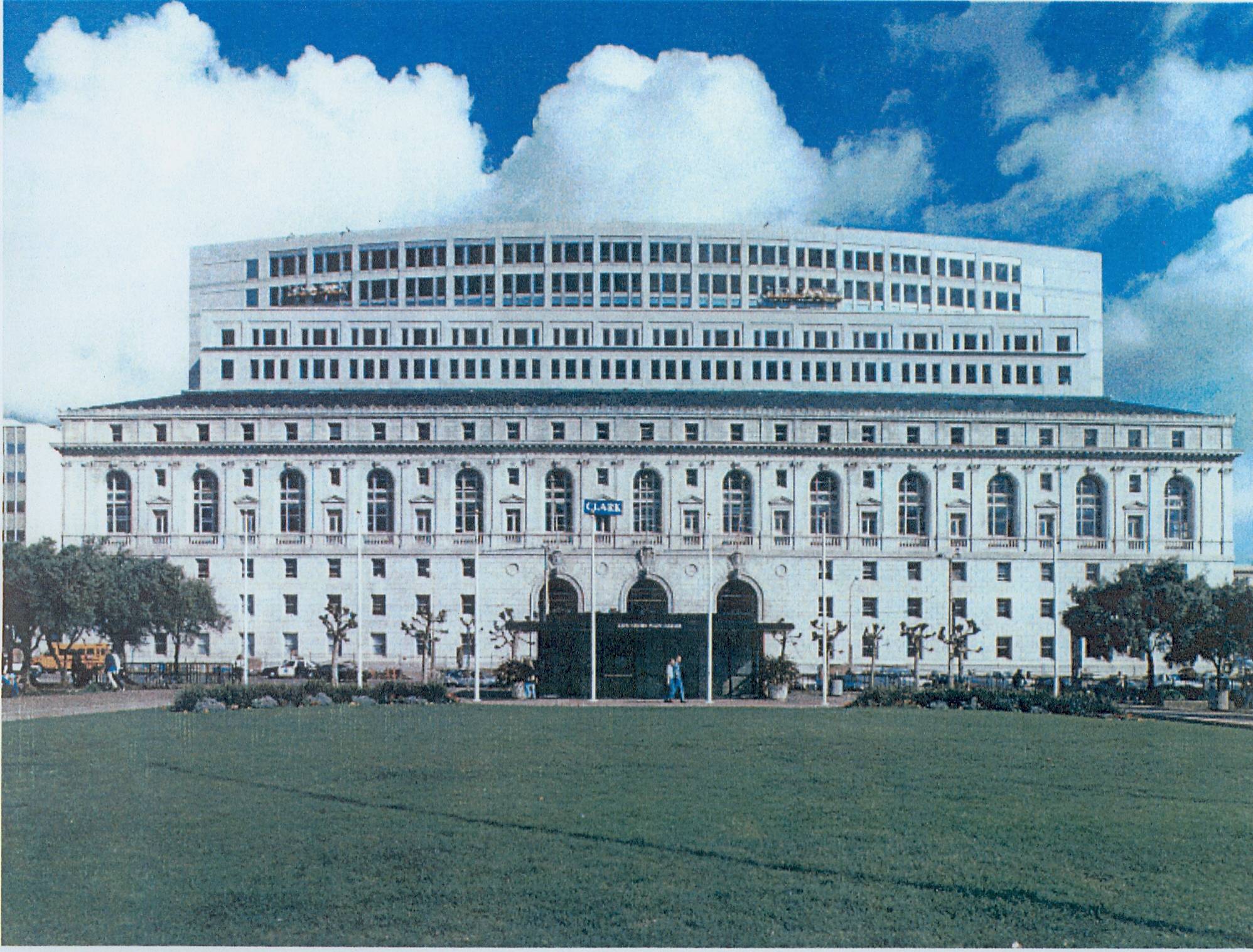 Earl Warren Hiram W Johnson Building